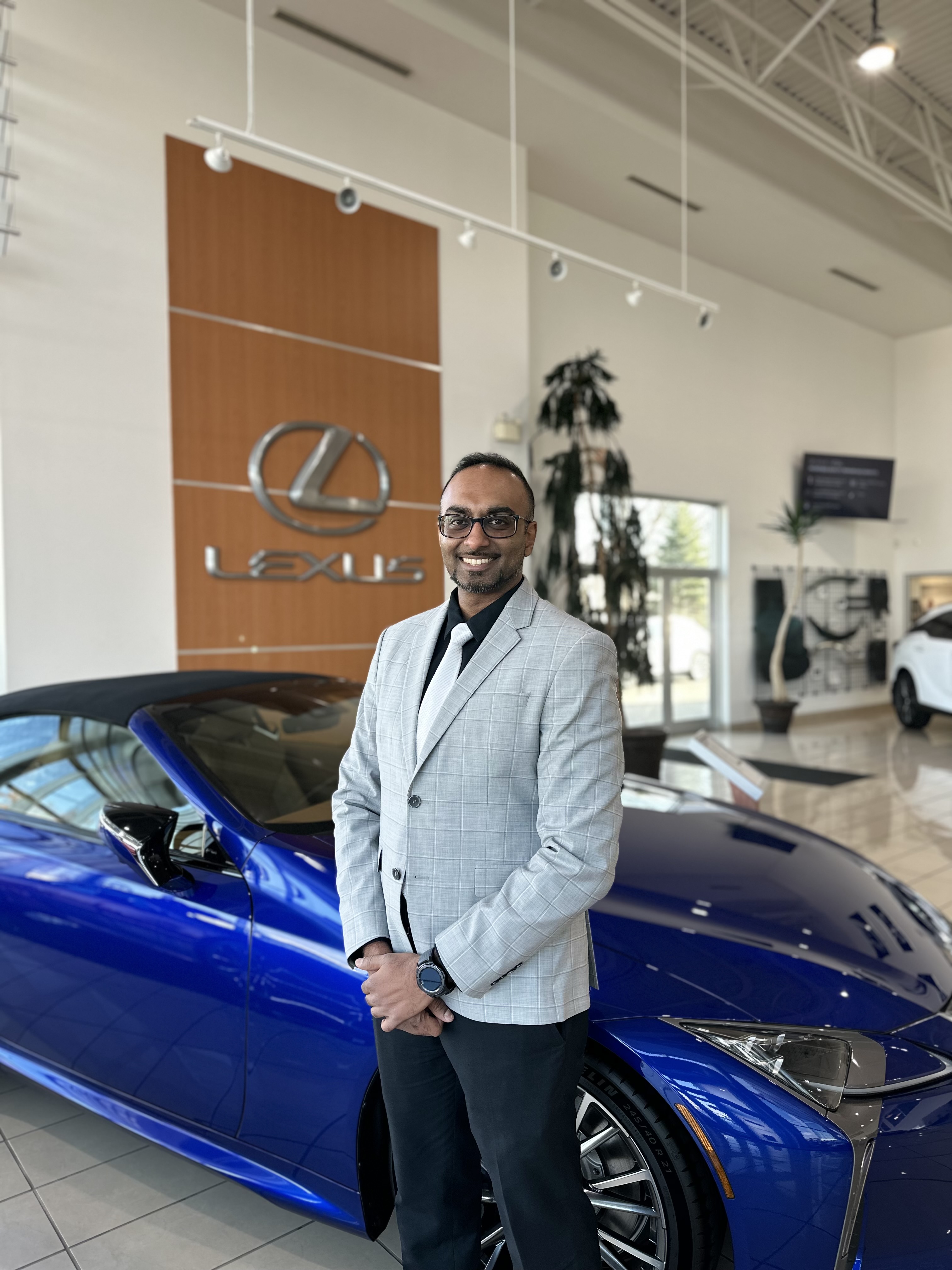 Meet the Lexus of Windsor Staff | Windsor Dealer ON.